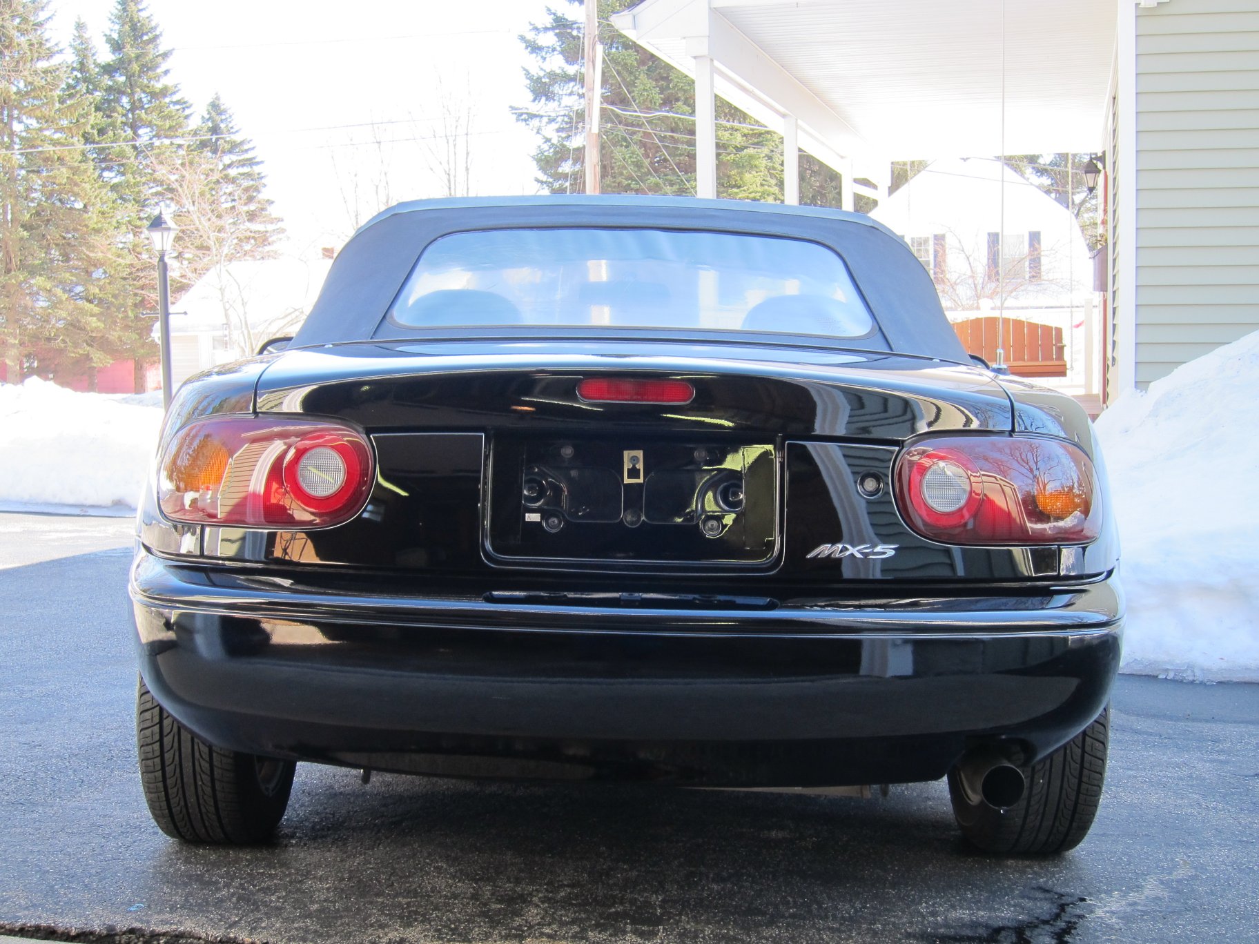 [NA] Altezza vs. OEM Taillights - MX-5 Miata Forum